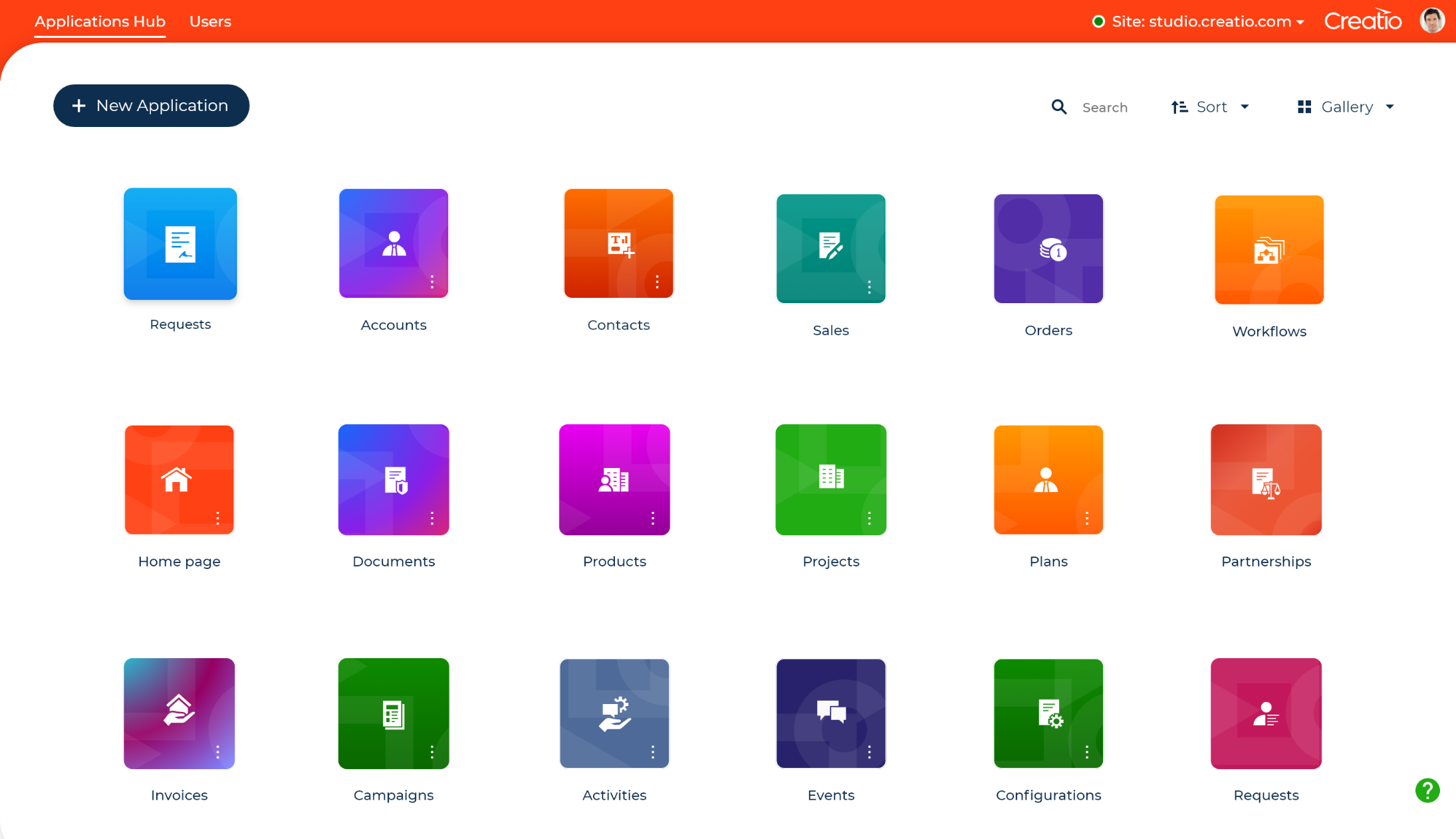 ¿Qué es el low-code? Guía completa de las plataformas low-code | Creatio